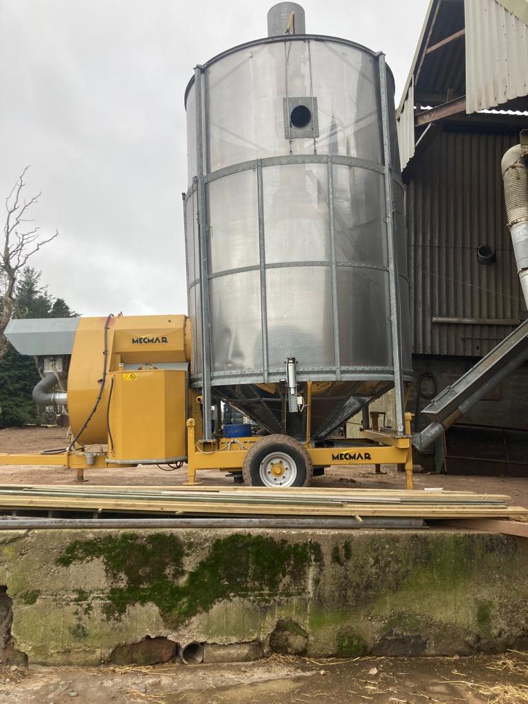 MECMAR 18/20 TON AUTOMATIC GRAIN DRIER: YEAR 2010 | Master Farm Services